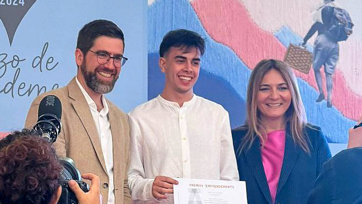 Pablo Alonso, estudiante del grado de Enxeñaría da Enerxía, premio TFG ...